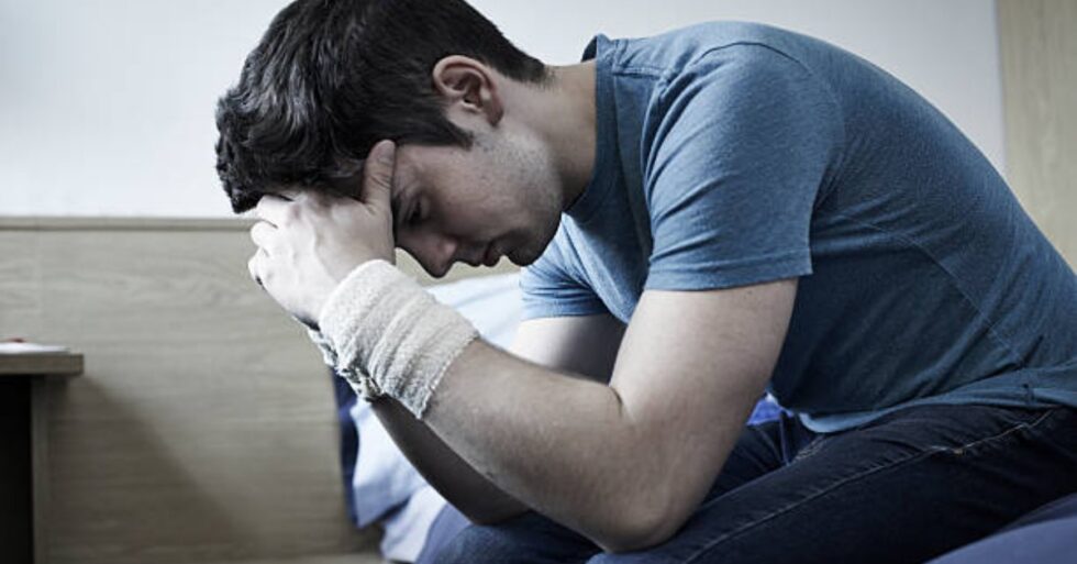 Self-Harm and Cutting Behaviors: Understanding Causes, Signs, and ...